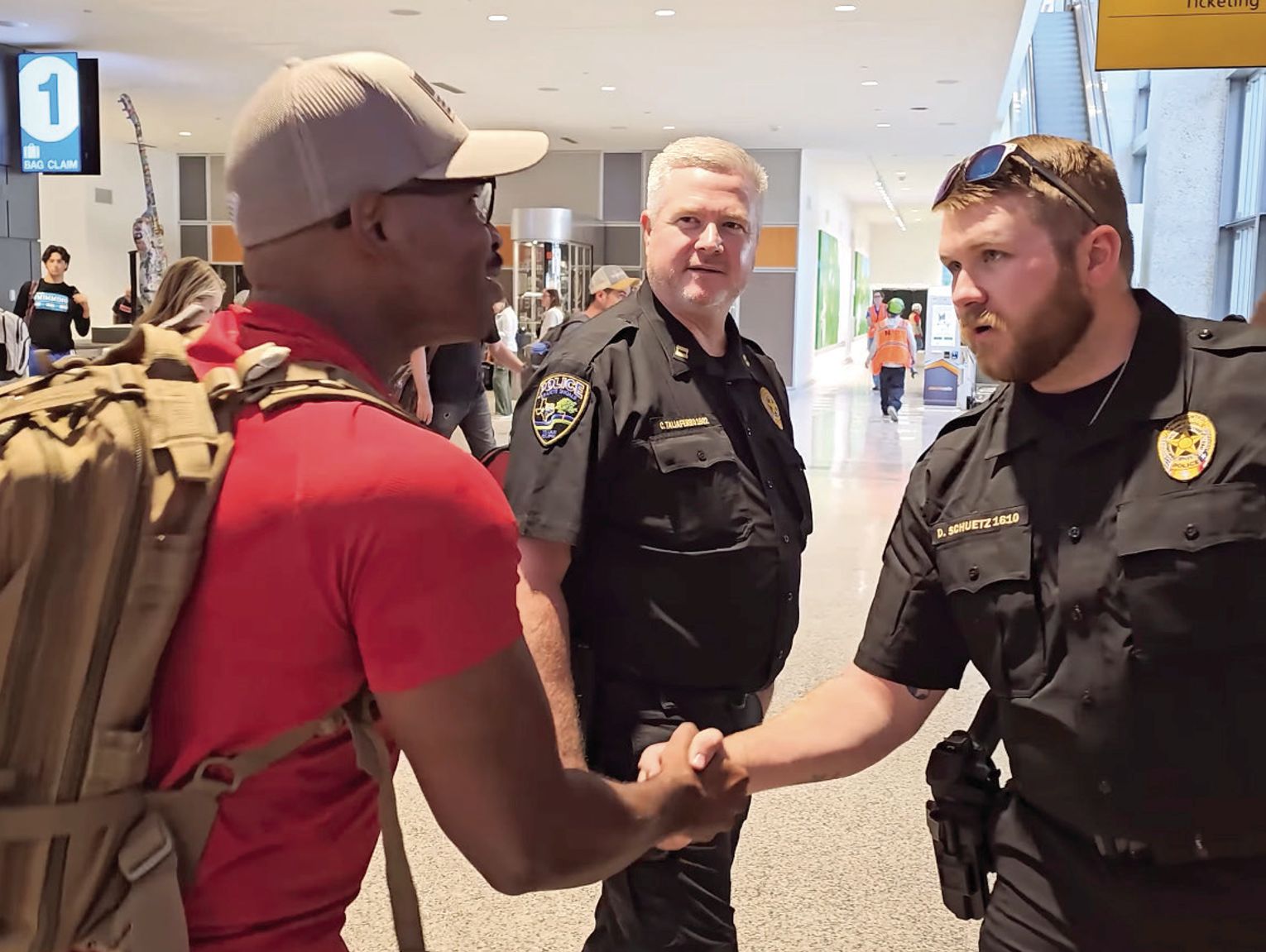 Guardsman receives warm welcome from fellow officers