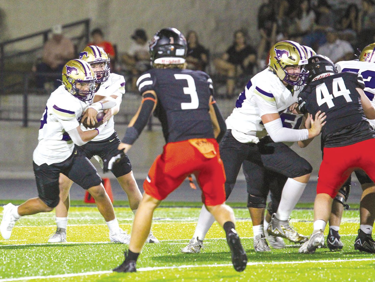 Mustangs look to even record in homecoming game