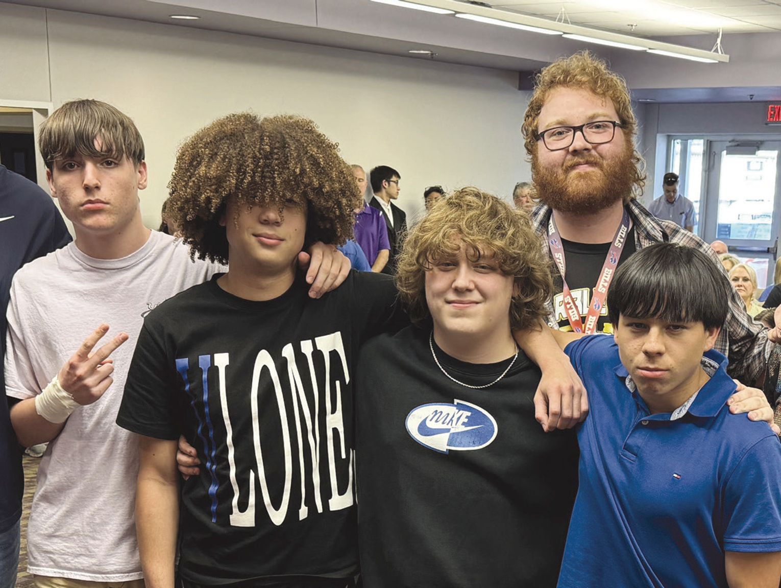 Students make virtual waves in eSports