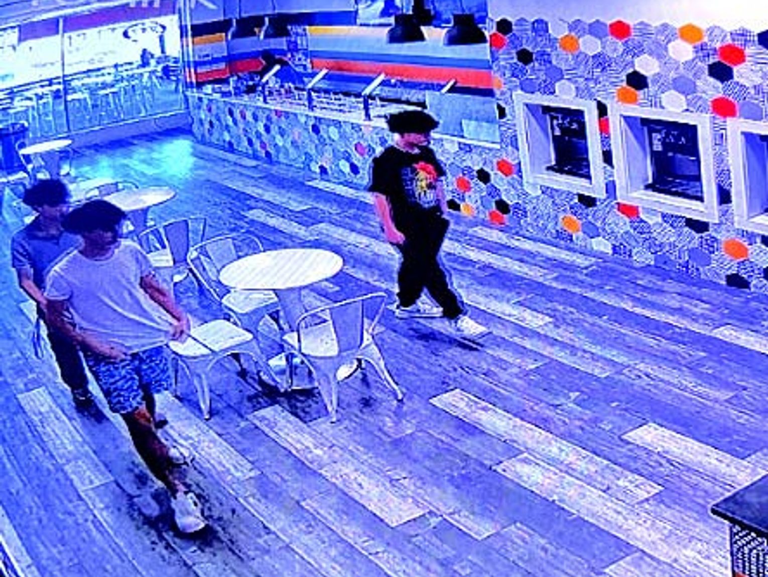 Suspects sought in road hazard incident